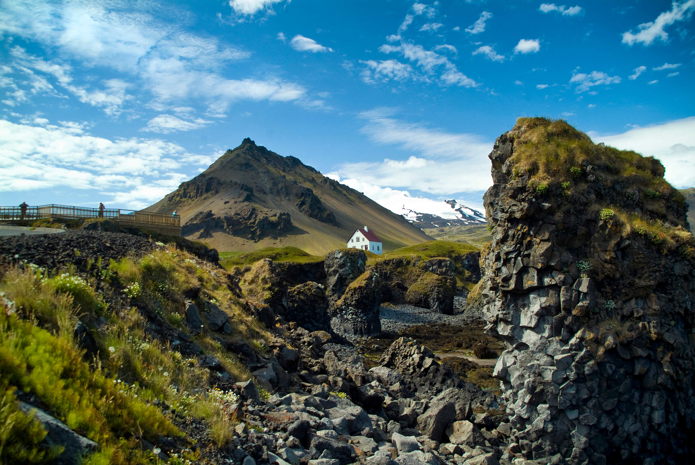 Tours - Icelandic elements